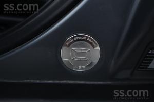 Grey Audi S8 2001 in Riga, with an engine capacity of 4.20 L and mileage of 270 thousand km for 7990 €, photo 28 on AUTOMOTO.COM.LV