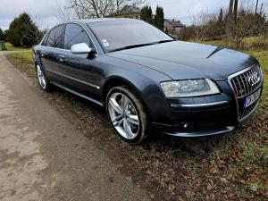 Grey Audi S8 2006 in Kaunas, with an engine capacity of 5.20 L and mileage of 170 thousand km for 8200 €, photo 7 on AUTOMOTO.COM.LV