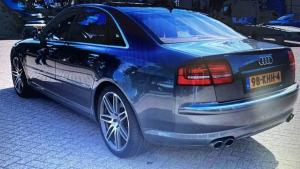 Grey Audi S8 2008 in Jurmala, with an engine capacity of 5.20 L and mileage of 271 thousand km for 11450 €, photo 3 on AUTOMOTO.COM.LV