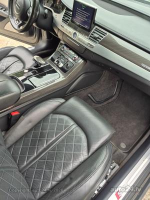 Pelēks Audi S8 2012 Tallina, ar dzinēja tilpumu 4.00 L un nobraukumu 311 tūkst. km par 19500 €, foto 11 vietnē AUTOMOTO.COM.LV