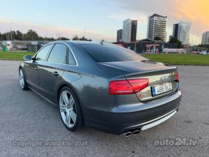 Pelēks Audi S8 2012 Tallina, ar dzinēja tilpumu 4.00 L un nobraukumu 312 tūkst. km par 24990 €, foto 6 vietnē AUTOMOTO.COM.LV
