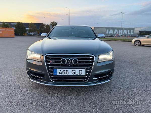 Pelēks Audi S8 2012 Tallina, ar dzinēja tilpumu 4.00 L un nobraukumu 312 tūkst. km par 24990 €, foto 9 vietnē AUTOMOTO.COM.LV