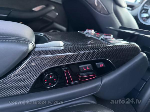 Pelēks Audi S8 2012 Tallina, ar dzinēja tilpumu 4.00 L un nobraukumu 312 tūkst. km par 24990 €, foto 11 vietnē AUTOMOTO.COM.LV