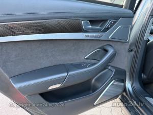 Pelēks Audi S8 2012 Tallina, ar dzinēja tilpumu 4.00 L un nobraukumu 312 tūkst. km par 24990 €, foto 13 vietnē AUTOMOTO.COM.LV