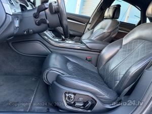 Pelēks Audi S8 2012 Tallina, ar dzinēja tilpumu 4.00 L un nobraukumu 312 tūkst. km par 24990 €, foto 21 vietnē AUTOMOTO.COM.LV