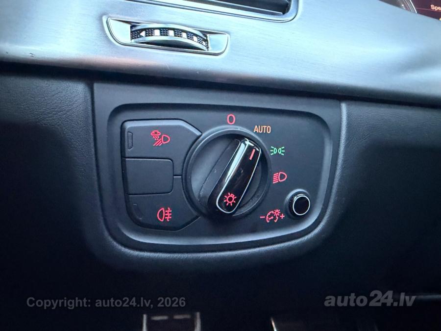 Pelēks Audi S8 2012 Tallina, ar dzinēja tilpumu 4.00 L un nobraukumu 312 tūkst. km par 24990 €, foto 25 vietnē AUTOMOTO.COM.LV