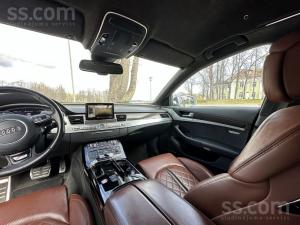 Grey Audi S8 2014 in Riga, with an engine capacity of 4.00 L and mileage of 249 thousand km for 29700 €, photo 10 on AUTOMOTO.COM.LV