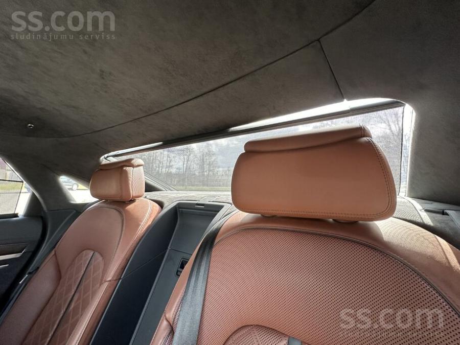 Grey Audi S8 2014 in Riga, with an engine capacity of 4.00 L and mileage of 249 thousand km for 29700 €, photo 23 on AUTOMOTO.COM.LV