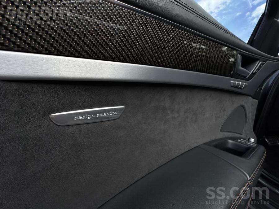 Grey Audi S8 2014 in Riga, with an engine capacity of 4.00 L and mileage of 249 thousand km for 26500 €, photo 10 on AUTOMOTO.COM.LV