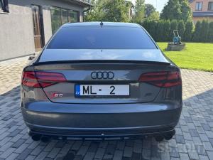 Grey Audi S8 2014 in Bauska, with an engine capacity of 4.00 L and mileage of 0 thousand km for 35000 €, photo 9 on AUTOMOTO.COM.LV