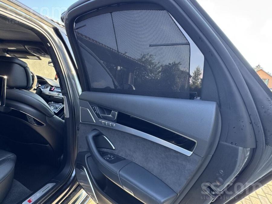 Grey Audi S8 2014 in Bauska, with an engine capacity of 4.00 L and mileage of 0 thousand km for 35000 €, photo 11 on AUTOMOTO.COM.LV