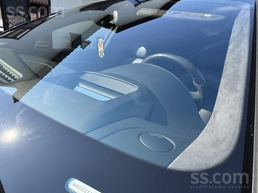 Grey Audi S8 2014 in Bauska, with an engine capacity of 4.00 L and mileage of 0 thousand km for 35000 €, photo 17 on AUTOMOTO.COM.LV