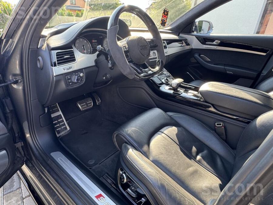 Grey Audi S8 2014 in Bauska, with an engine capacity of 4.00 L and mileage of 0 thousand km for 35000 €, photo 21 on AUTOMOTO.COM.LV