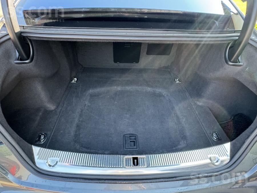 Grey Audi S8 2014 in Bauska, with an engine capacity of 4.00 L and mileage of 0 thousand km for 35000 €, photo 24 on AUTOMOTO.COM.LV
