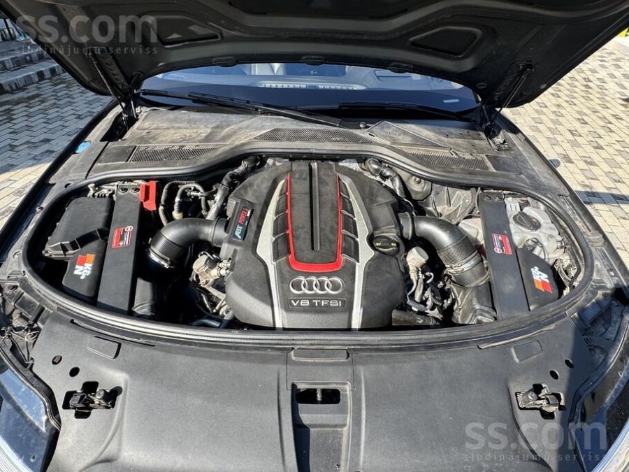 Grey Audi S8 2014 in Bauska, with an engine capacity of 4.00 L and mileage of 0 thousand km for 35000 €, photo 25 on AUTOMOTO.COM.LV