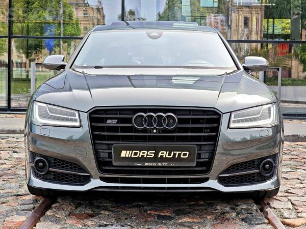 Pelēks Audi S8 2016 Rīga, ar dzinēja tilpumu 4.00 L un nobraukumu 120 tūkst. km par 45555 €, foto 7 vietnē AUTOMOTO.COM.LV