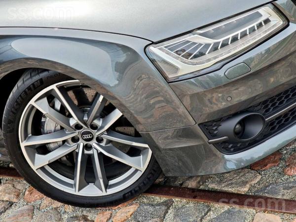 Pelēks Audi S8 2016 Rīga, ar dzinēja tilpumu 4.00 L un nobraukumu 120 tūkst. km par 45555 €, foto 9 vietnē AUTOMOTO.COM.LV