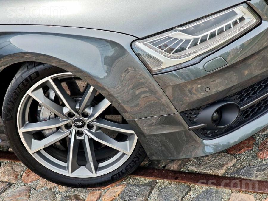 Grey Audi S8 2016 in Riga, with an engine capacity of 4.00 L and mileage of 120 thousand km for 45555 €, photo 10 on AUTOMOTO.COM.LV
