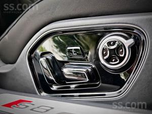Grey Audi S8 2016 in Riga, with an engine capacity of 4.00 L and mileage of 120 thousand km for 45555 €, photo 17 on AUTOMOTO.COM.LV