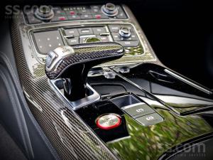 Grey Audi S8 2016 in Riga, with an engine capacity of 4.00 L and mileage of 120 thousand km for 45555 €, photo 18 on AUTOMOTO.COM.LV
