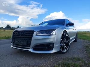 Pelēks Audi S8 2016 Panevēža, ar dzinēja tilpumu 4.00 L un nobraukumu 197 tūkst. km par 32000 €, foto  vietnē AUTOMOTO.COM.LV