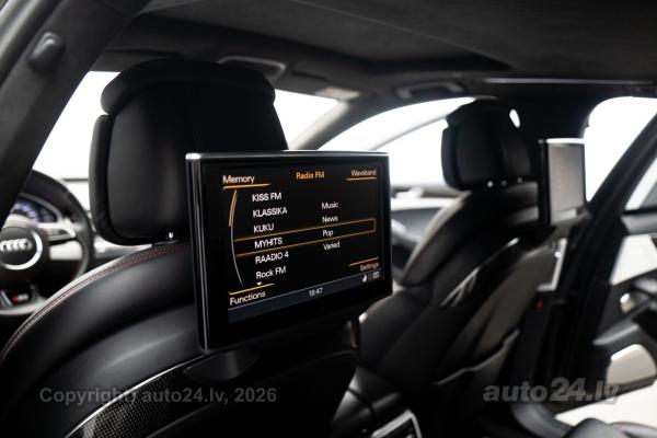 Grey Audi S8 2016 in Tallinn, with an engine capacity of 4.00 L and mileage of 153 thousand km for 39999 €, photo 11 on AUTOMOTO.COM.LV