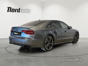 Pelēks Audi S8 2017 Tallina, ar dzinēja tilpumu 4.00 L un nobraukumu 65 tūkst. km par 59900 €, foto 3 vietnē AUTOMOTO.COM.LV