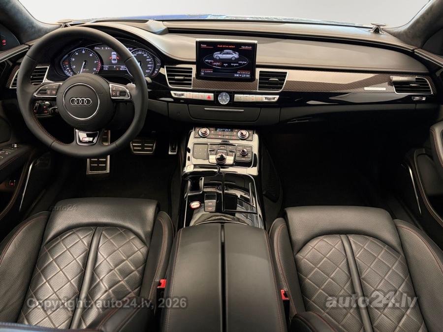 Pelēks Audi S8 2017 Tallina, ar dzinēja tilpumu 4.00 L un nobraukumu 65 tūkst. km par 59900 €, foto 9 vietnē AUTOMOTO.COM.LV