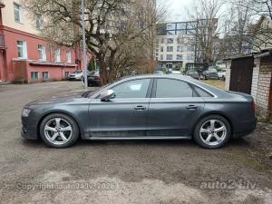 Pelēks Audi S8 2017 Tallina, ar dzinēja tilpumu 4.00 L un nobraukumu 190 tūkst. km par 34500 €, foto 5 vietnē AUTOMOTO.COM.LV