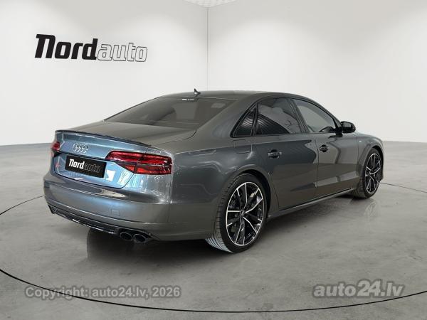 Grey Audi S8 2017 in Tallinn, with an engine capacity of 4.00 L and mileage of 60 thousand km for 59900 €, photo 2 on AUTOMOTO.COM.LV