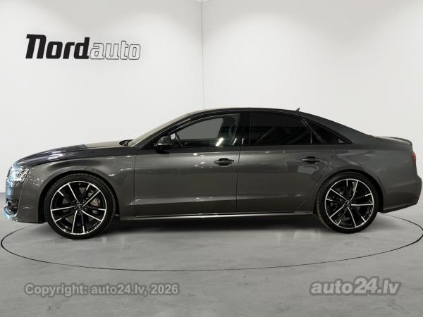 Grey Audi S8 2017 in Tallinn, with an engine capacity of 4.00 L and mileage of 60 thousand km for 59900 €, photo 5 on AUTOMOTO.COM.LV