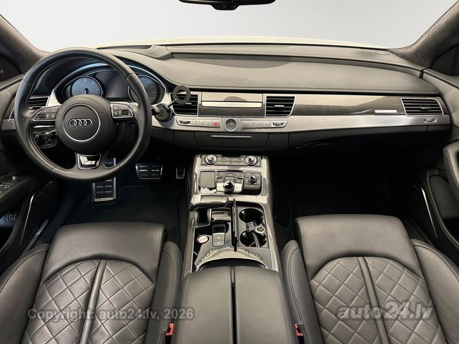 Pelēks Audi S8 2017 Tallina, ar dzinēja tilpumu 4.00 L un nobraukumu 60 tūkst. km par 59900 €, foto 10 vietnē AUTOMOTO.COM.LV