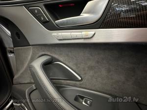 Pelēks Audi S8 2017 Tallina, ar dzinēja tilpumu 4.00 L un nobraukumu 60 tūkst. km par 59900 €, foto 19 vietnē AUTOMOTO.COM.LV