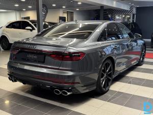 Grey Audi S8 2022 in Marupe, with an engine capacity of 4.00 L and mileage of 87 thousand km for 84990 €, photo 5 on AUTOMOTO.COM.LV