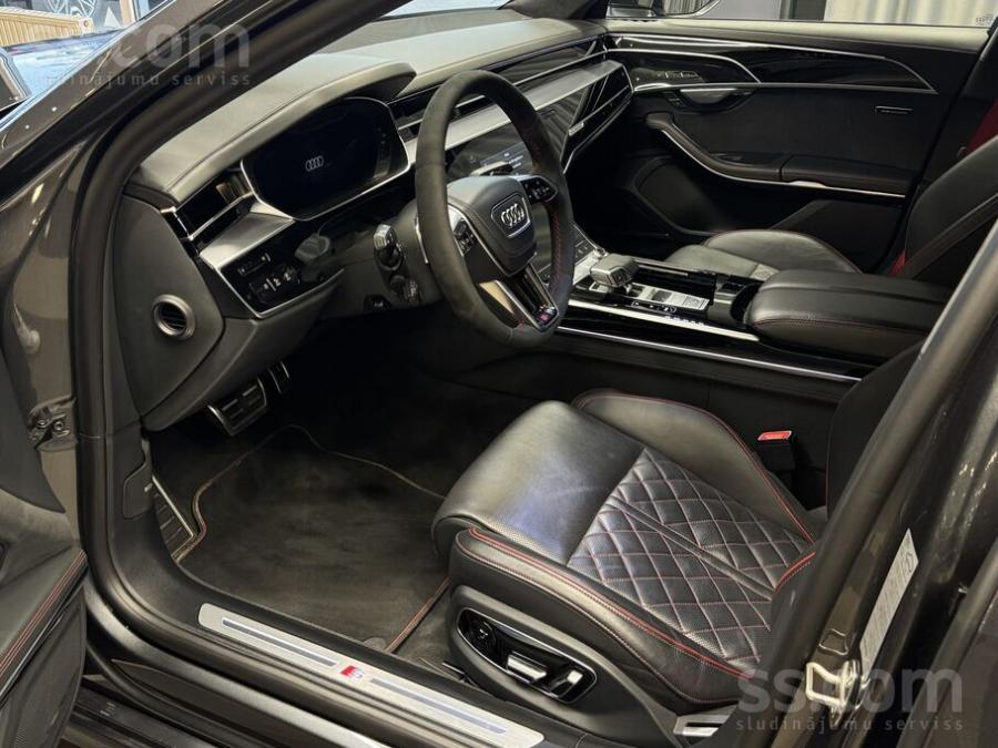 Pelēks Audi S8 2022 Rīga, ar dzinēja tilpumu 4.00 L un nobraukumu 87 tūkst. km par 81490 €, foto 10 vietnē AUTOMOTO.COM.LV