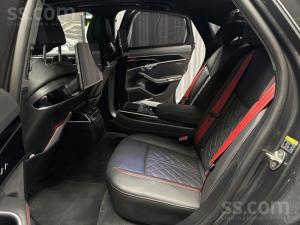 Pelēks Audi S8 2022 Rīga, ar dzinēja tilpumu 4.00 L un nobraukumu 87 tūkst. km par 81490 €, foto 31 vietnē AUTOMOTO.COM.LV