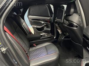 Pelēks Audi S8 2022 Rīga, ar dzinēja tilpumu 4.00 L un nobraukumu 87 tūkst. km par 81490 €, foto 34 vietnē AUTOMOTO.COM.LV