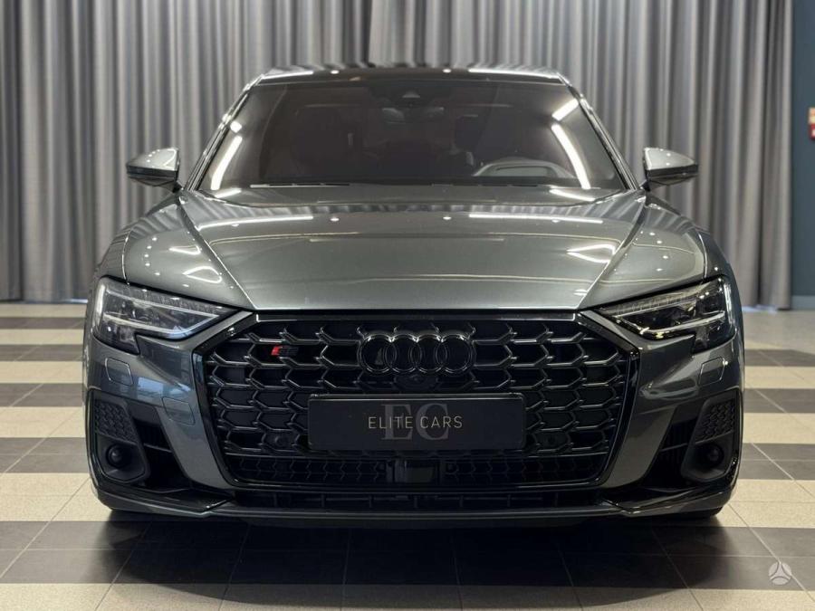Pelēks Audi S8 2022 Rīga, ar dzinēja tilpumu 4.00 L un nobraukumu 87 tūkst. km par 81490 €, foto 3 vietnē AUTOMOTO.COM.LV