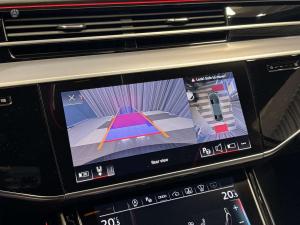 Pelēks Audi S8 2022 Rīga, ar dzinēja tilpumu 4.00 L un nobraukumu 87 tūkst. km par 81490 €, foto 19 vietnē AUTOMOTO.COM.LV