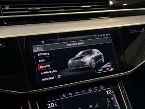 Pelēks Audi S8 2022 Rīga, ar dzinēja tilpumu 4.00 L un nobraukumu 87 tūkst. km par 81490 €, foto 20 vietnē AUTOMOTO.COM.LV