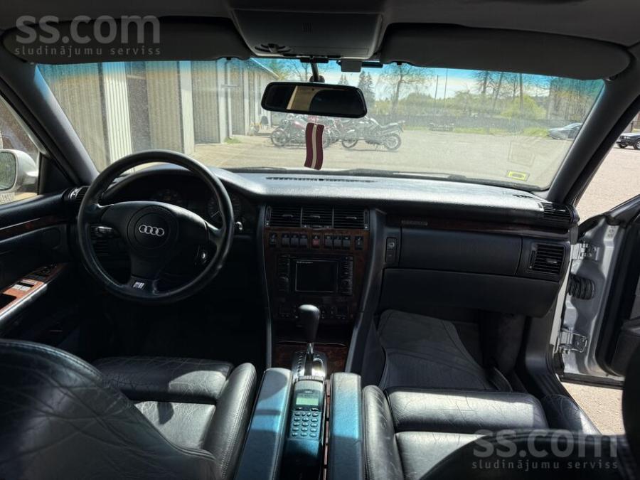 Audi S8 1998 in Talsi, with an engine capacity of 4.20 L and mileage of 336 thousand km for 4990 €, photo 5 on AUTOMOTO.COM.LV