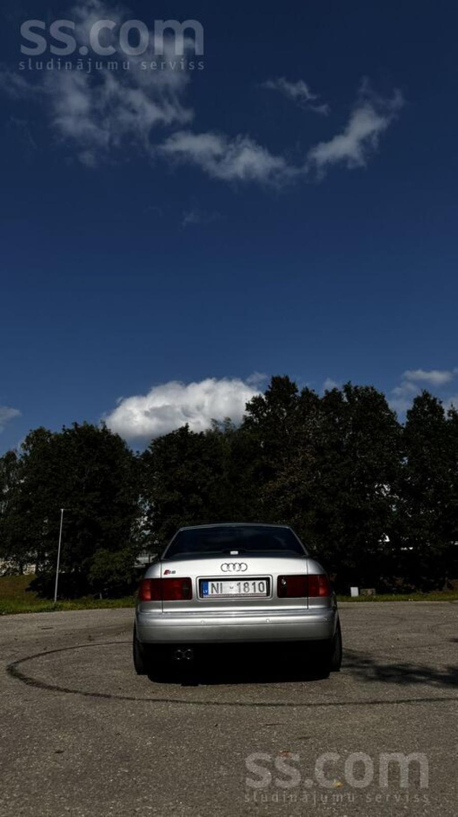 Audi S8 1999 in Riga, with an engine capacity of 4.20 L and mileage of 307 thousand km for 10000 €, photo 4 on AUTOMOTO.COM.LV