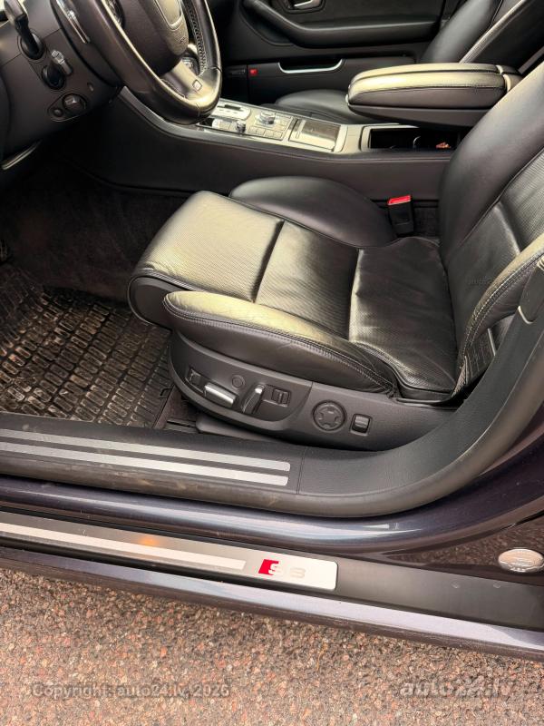 Audi S8 2009 Tallina vietnē Violets Audi S8 2009 Tallina, ar dzinēja tilpumu 5.20 L un nobraukumu 275 tūkst. km par 14000 €, foto 8 vietnē AUTOMOTO.COM.LV