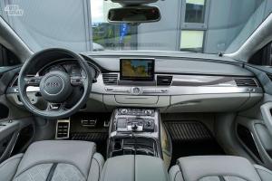 Balts Audi S8 2013 Kauņa, ar dzinēja tilpumu 4.00 L un nobraukumu 198 tūkst. km par 23750 €, foto 18 vietnē AUTOMOTO.COM.LV