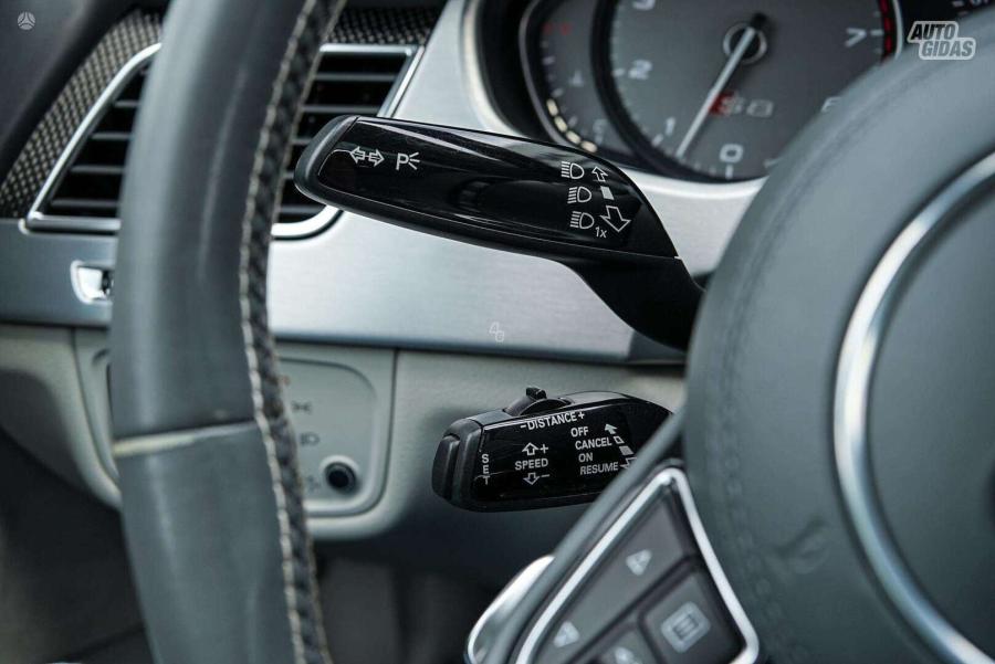 Balts Audi S8 2013 Kauņa, ar dzinēja tilpumu 4.00 L un nobraukumu 198 tūkst. km par 23750 €, foto 34 vietnē AUTOMOTO.COM.LV