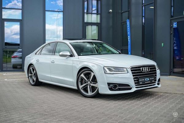 White Audi S8 2013 in Kaunas, with an engine capacity of 3.99 L and mileage of 198 thousand km for 23750 €, photo 1 on AUTOMOTO.COM.LV