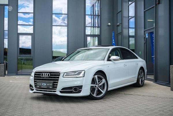 White Audi S8 2013 in Kaunas, with an engine capacity of 3.99 L and mileage of 198 thousand km for 23750 €, photo 2 on AUTOMOTO.COM.LV