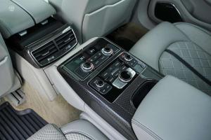 White Audi S8 2013 in Kaunas, with an engine capacity of 3.99 L and mileage of 198 thousand km for 23750 €, photo 43 on AUTOMOTO.COM.LV