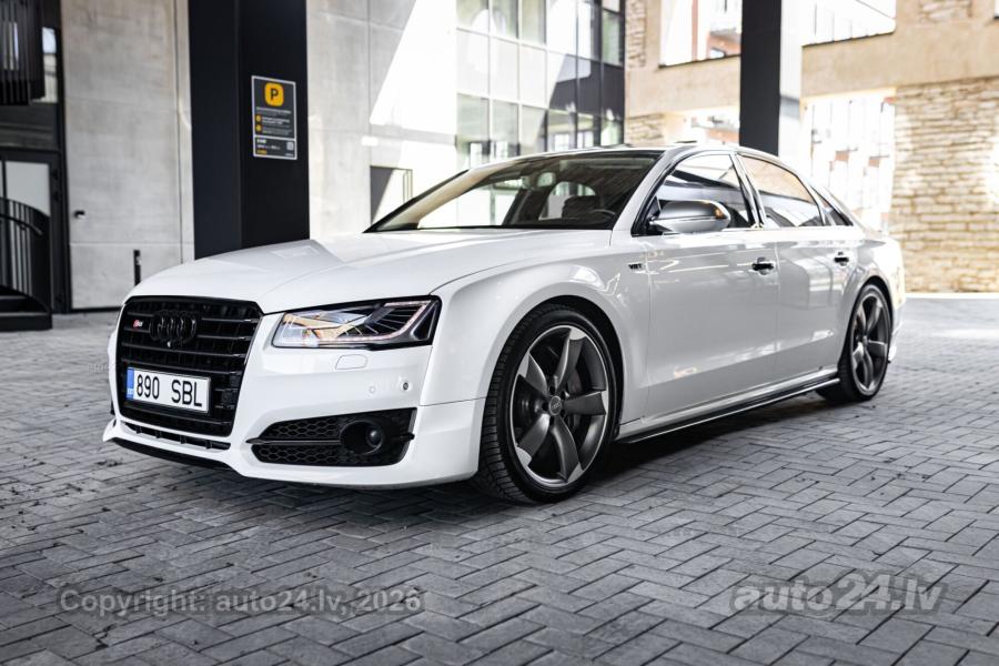 White Audi S8 2015 in Tallinn, with an engine capacity of 4.00 L and mileage of 178 thousand km for 33900 €, photo 4 on AUTOMOTO.COM.LV