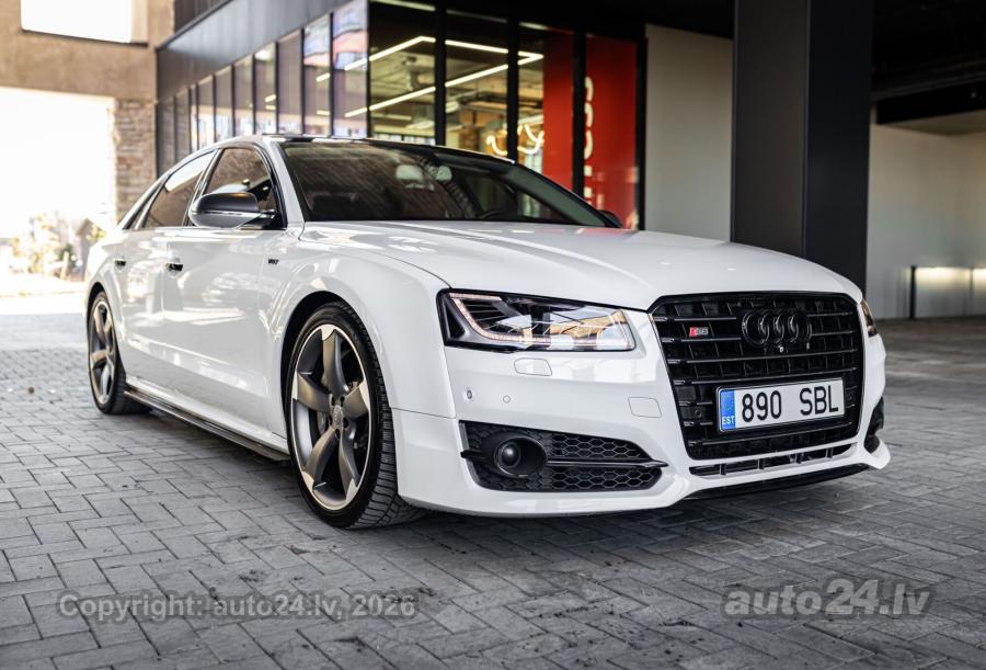 White Audi S8 2015 in Tallinn, with an engine capacity of 4.00 L and mileage of 178 thousand km for 33900 €, photo 5 on AUTOMOTO.COM.LV